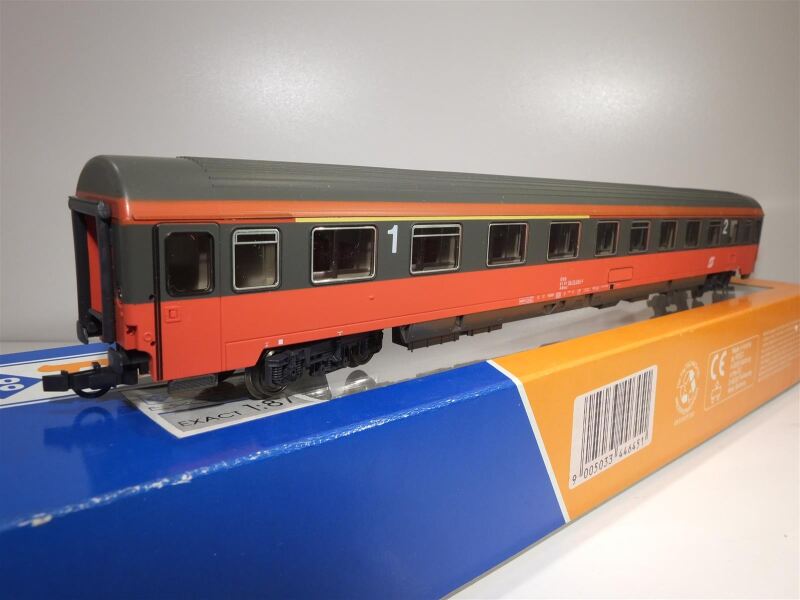 Roco 44645 Spur H0: Abteilwagen 1./2. Klasse der ÖBB - GEBRAUCHT - Mo ...